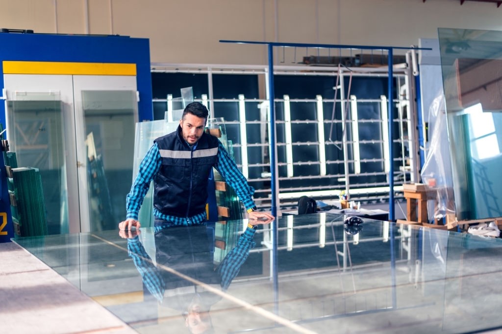 Where to Buy Glass for New Construction Project ? Glass a Modern ...