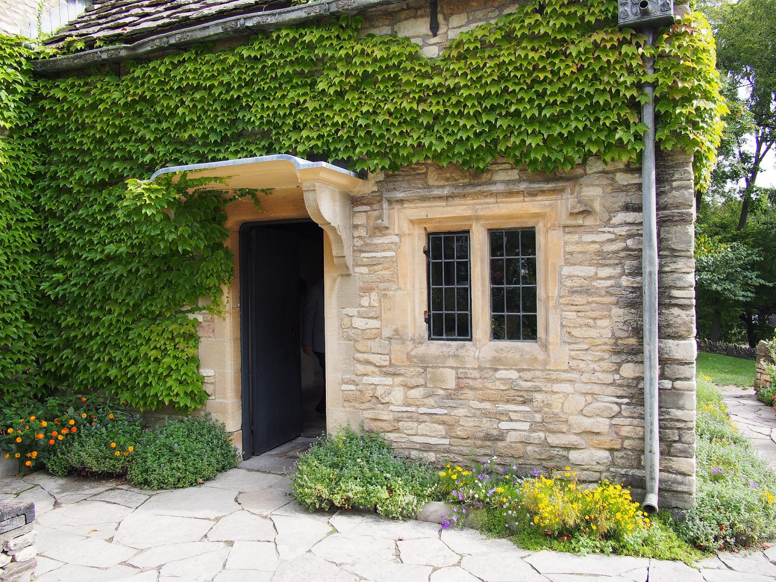 Building A House With Limestone