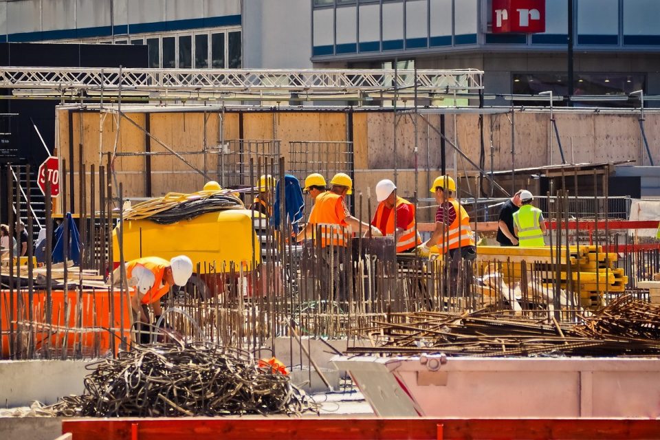 How Foss General Contractors Can Reduce Downtime in Industrial ...