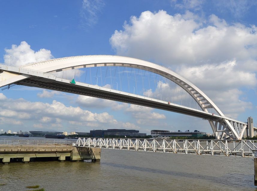 Top 7 longest bridges in China