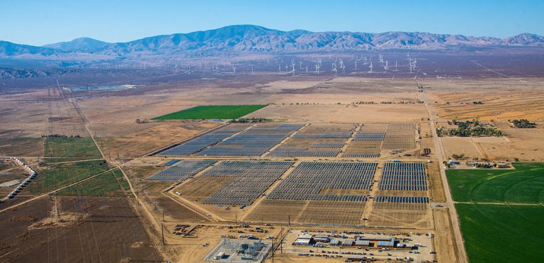 Largest solar farms in US