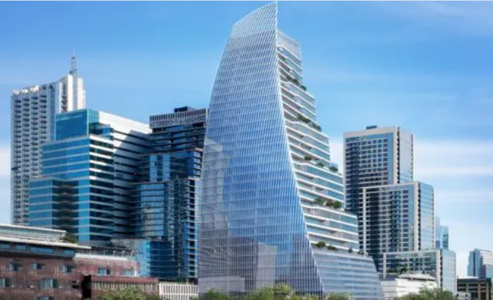 Ongoing construction of Google Tower in Austin topped out at 590 feet