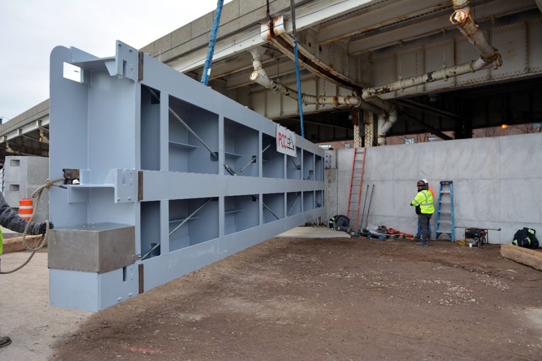 First 16-Ton Moveable Flood Gate Installed at East Side Coastal Resiliency