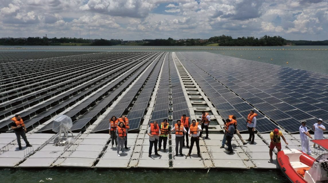 Part 1 of the most important floating PV plant venture in Brazil ...