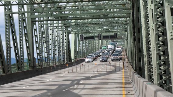 $7.5 Billion Interstate 5 Over the Columbia River is Finally Grinding ...