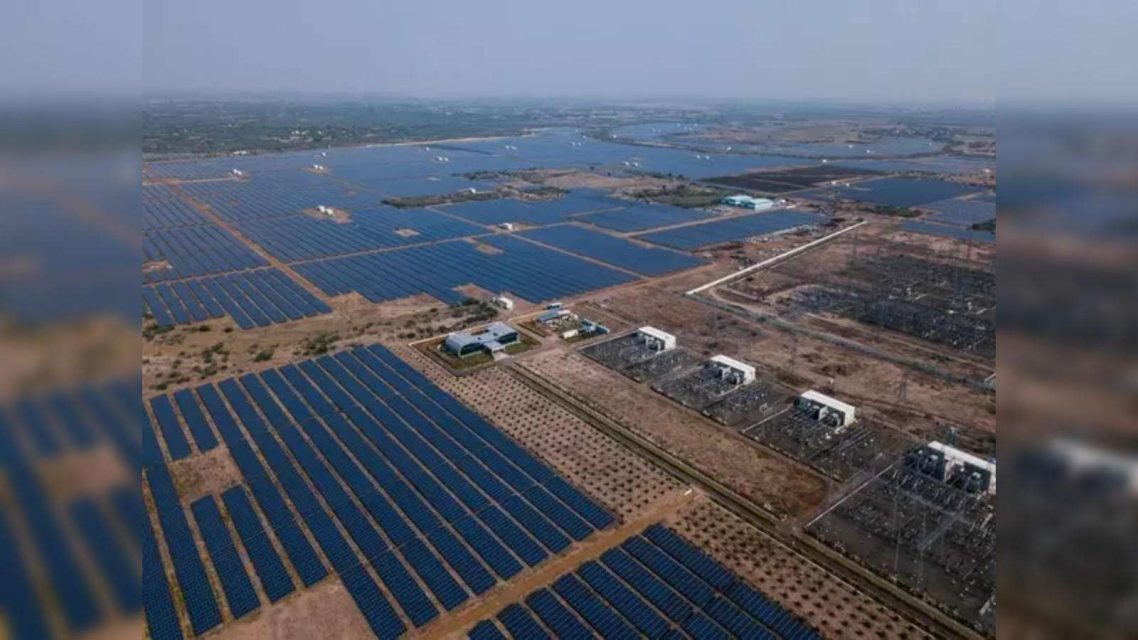 World’s Biggest 30 GW Gujarat Hybrid Renewable Energy Park in India