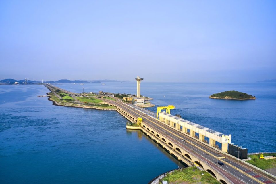 UK: Liverpool unveils plans to build the world’s largest tidal power ...