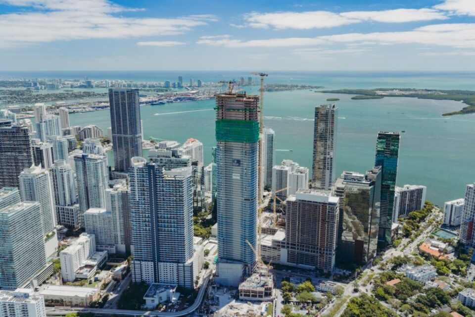 Cipriani Residences Miami 80-Story Tower Surpasses 872 ft to Become the ...