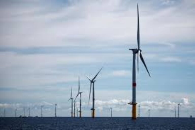 France offshore wind tender open, seeks 10GW in floating, fixed-bottom ...